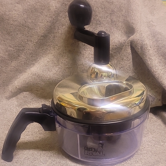 Chef's Rival | Kitchen | Chefs Rival Hand Crank Food Processor Black ...